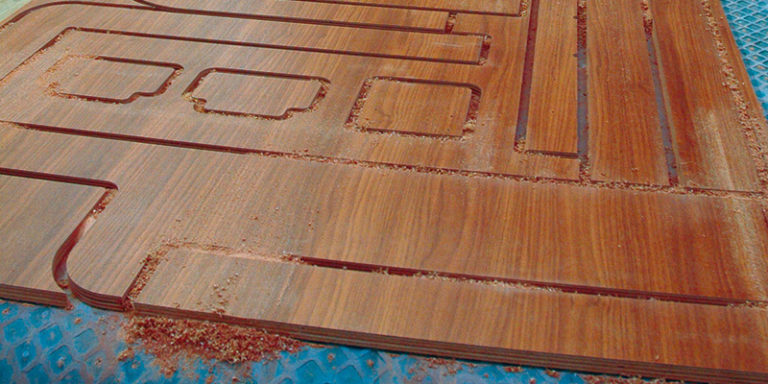 Wood routing programming with Almacam Routing - Almacam